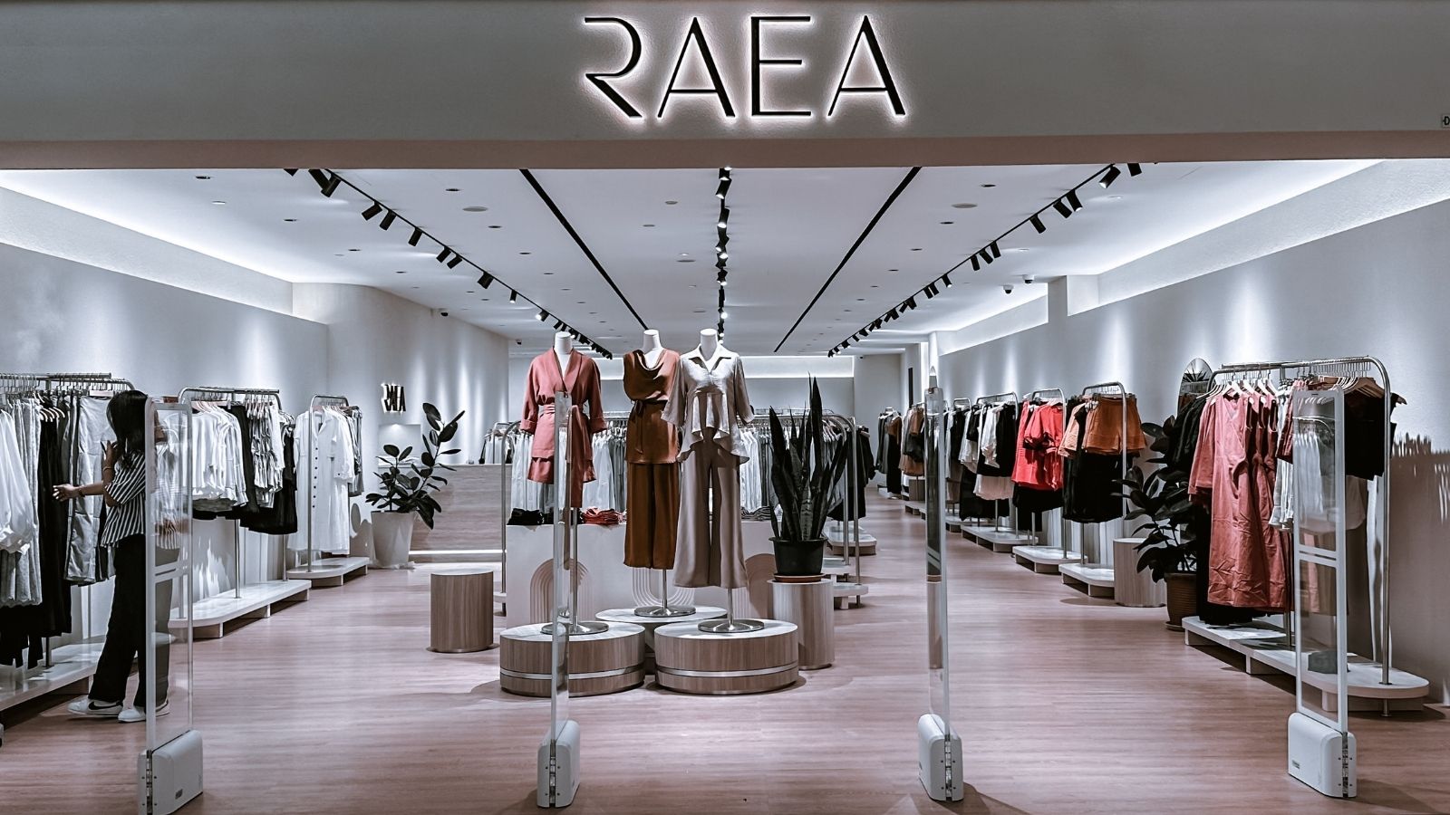 Boutiques – RAEA